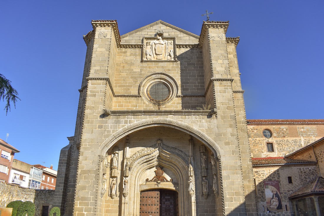 Avila Day Trip from Madrid: One Day Ávila Itinerary